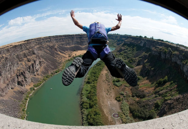 Hundreds gather for Perrine Bridge Festival