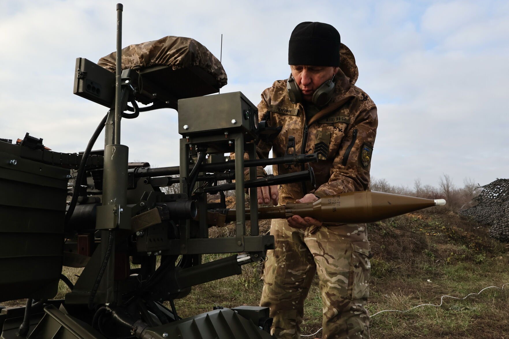 Russia unleashes massive attack on Ukraine as talks continue