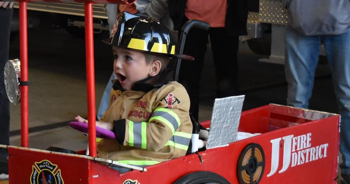 Fire engine costume built by Buhl robotics team