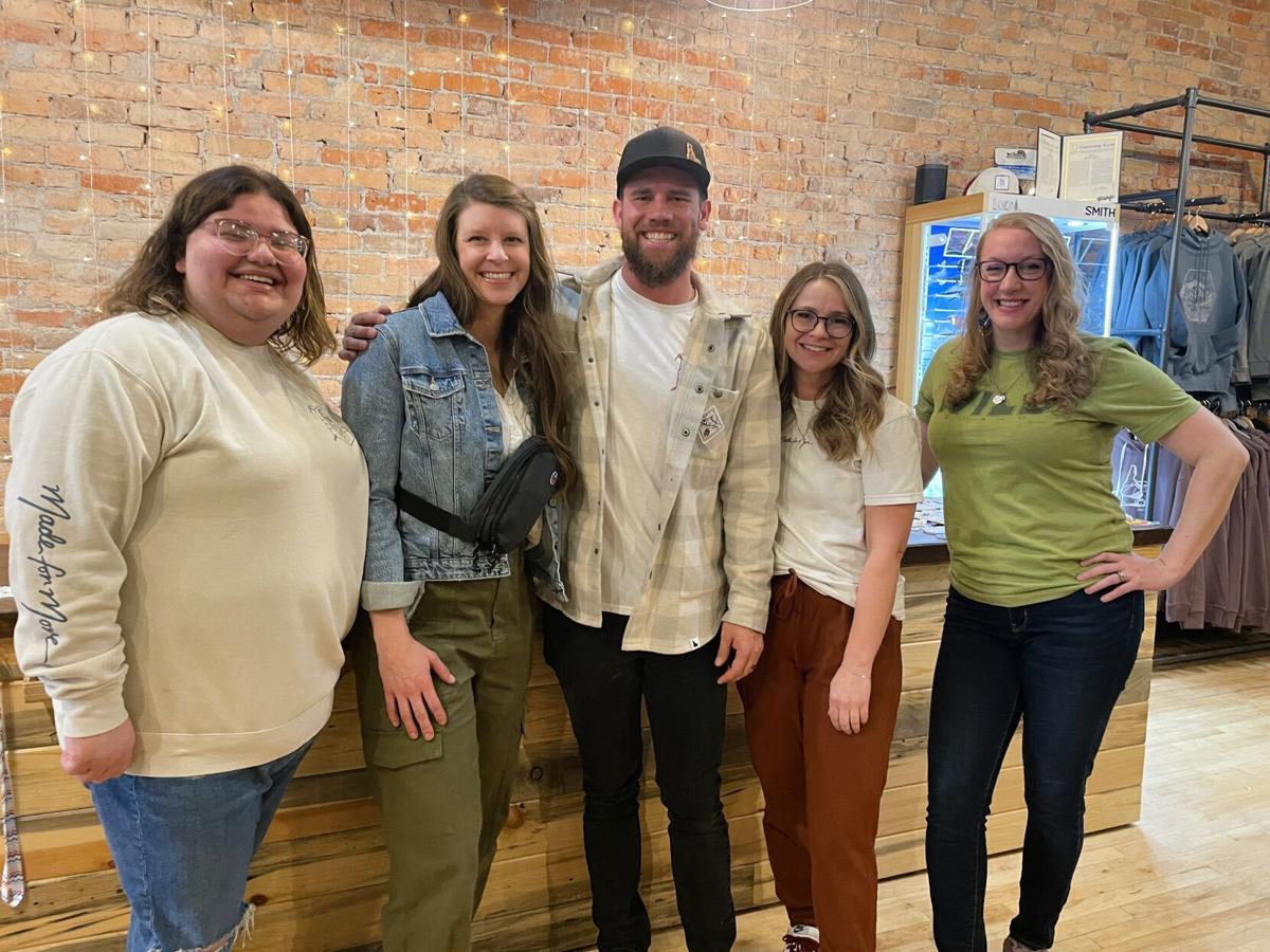 Perrine Man Press given Chamber of Commerce Extra Mile Award