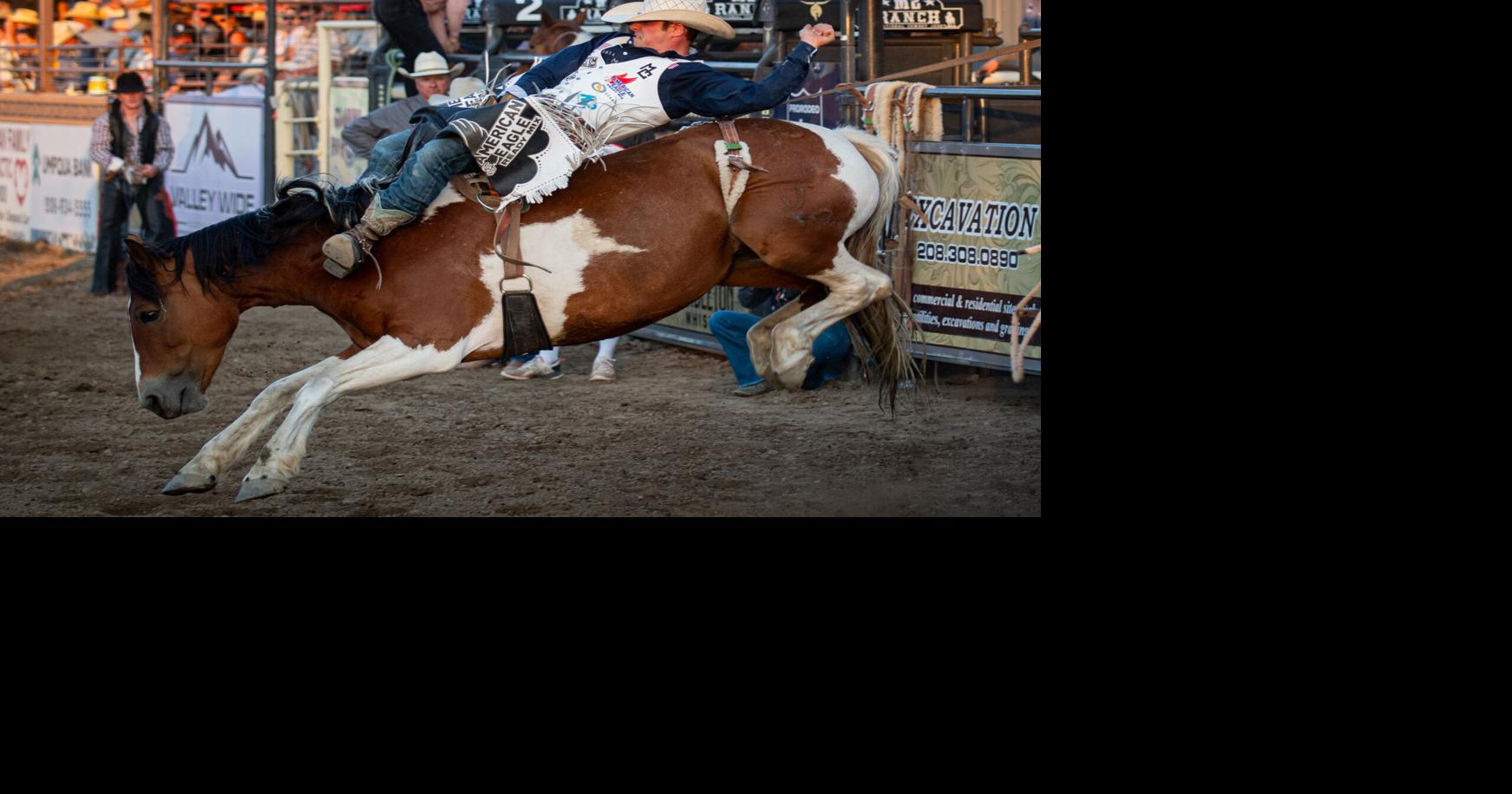 Cole Reiner leads Gooding Pro Rodeo with 90-point ride