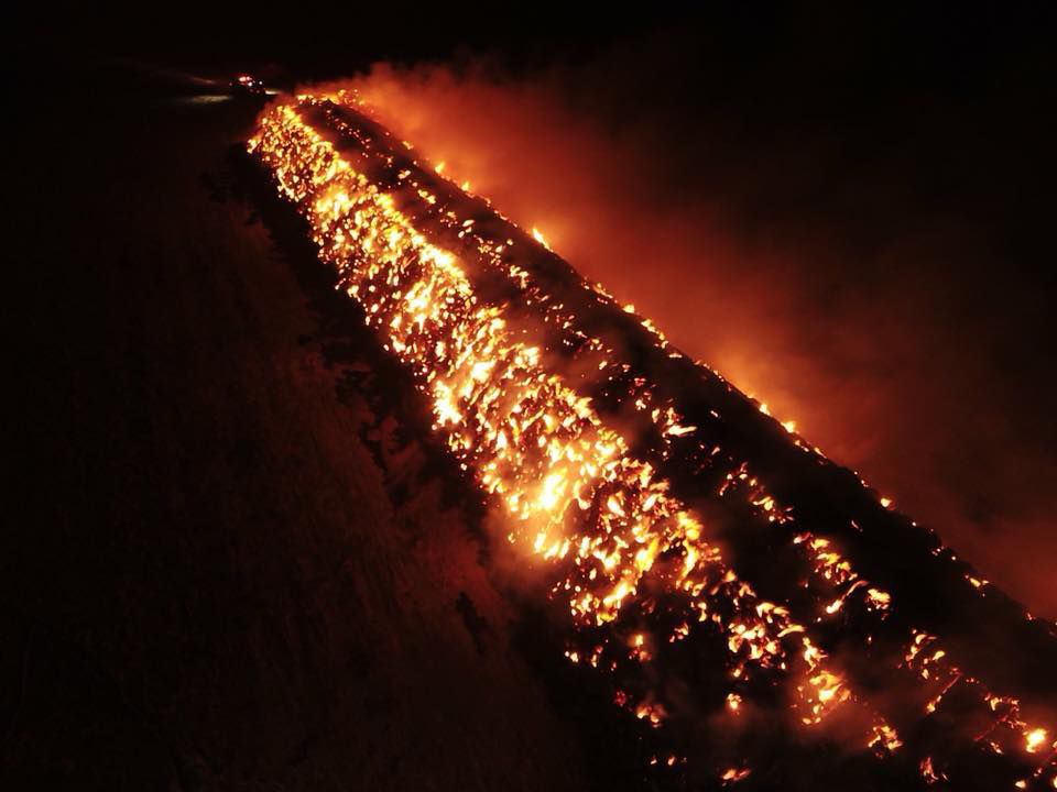 Haystack fire burns near Filer