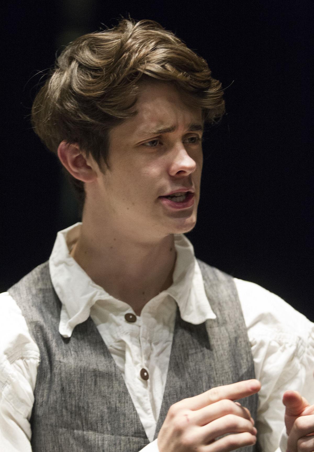 'Jacob Marley' provides insight to Scrooge's past, present and future ...