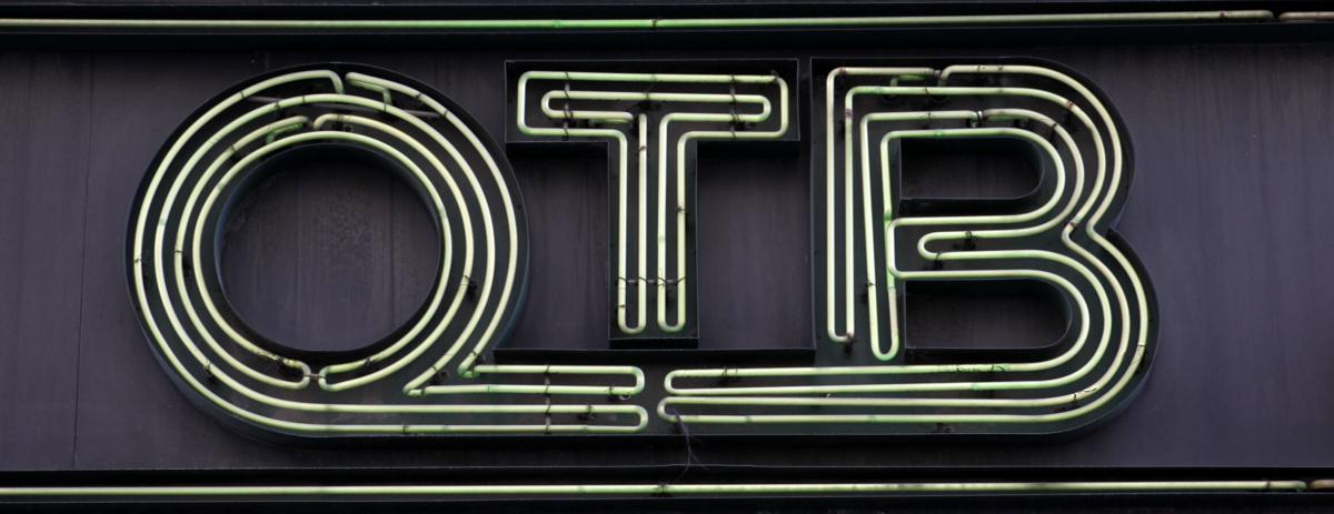 THE EIGHTH POLE: The life and times of a 1970s New York horseplayer