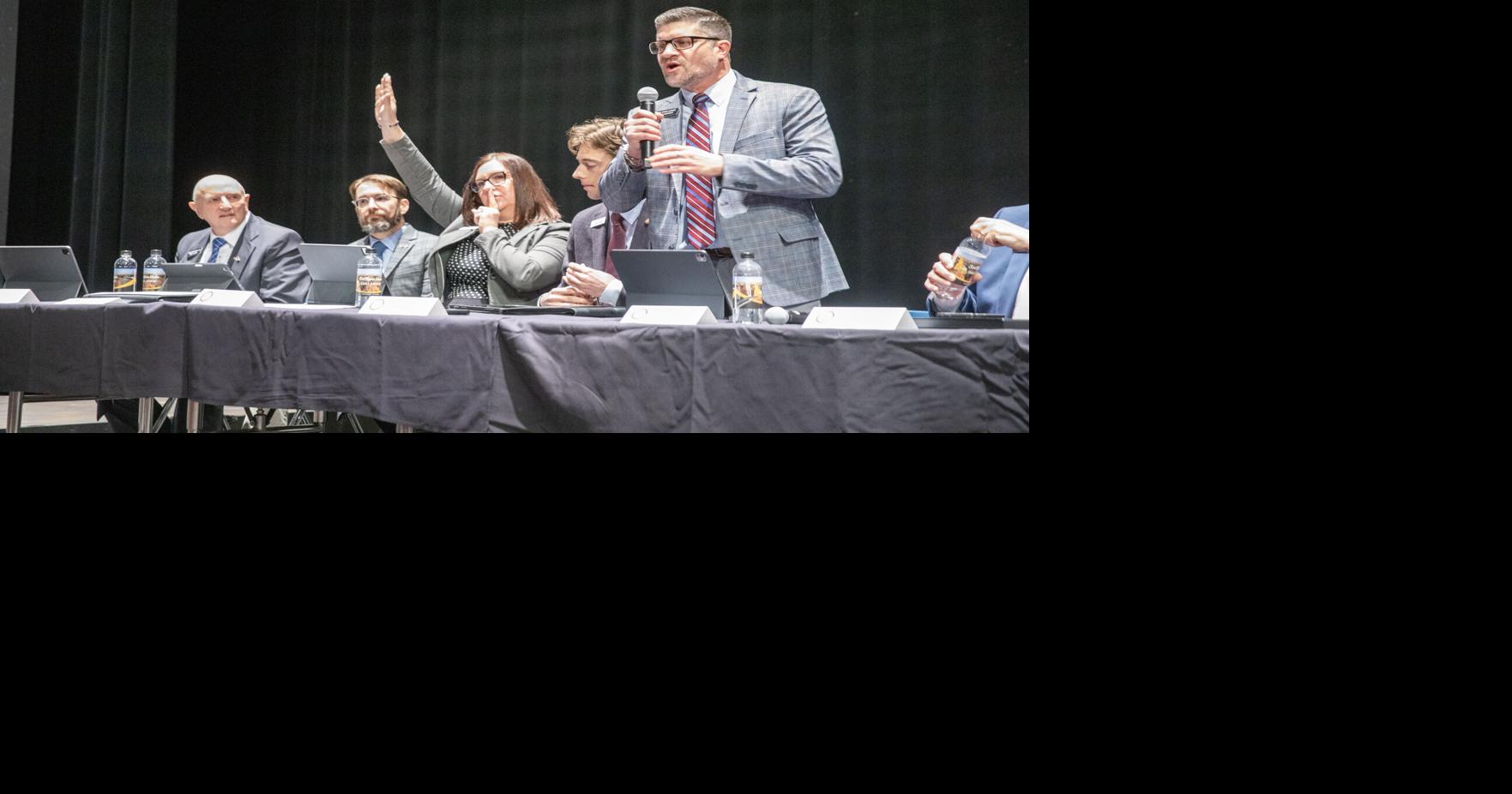 Legislative town hall at CSI