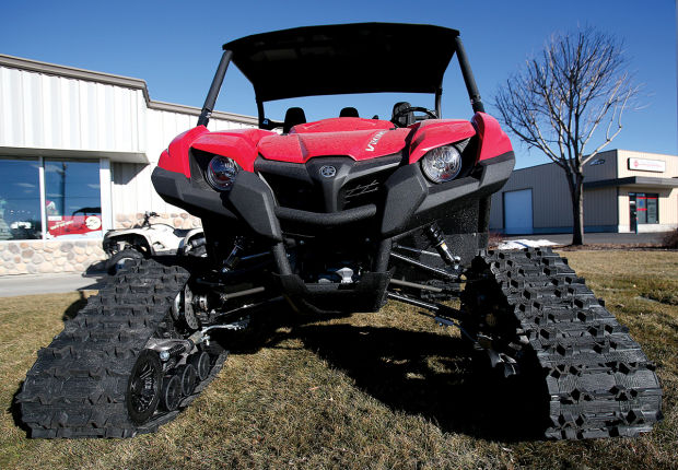 Tank-like Treads Propel New Breed of Snow Machine