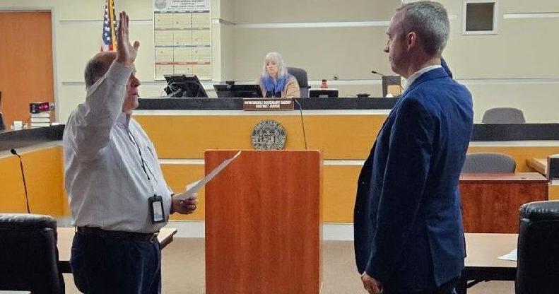 Jerome County Prosecutor Sam Beus sworn in