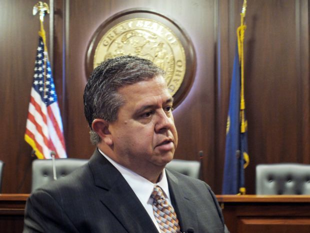 Our View: By Dropping Out, Luna Does Right by Students