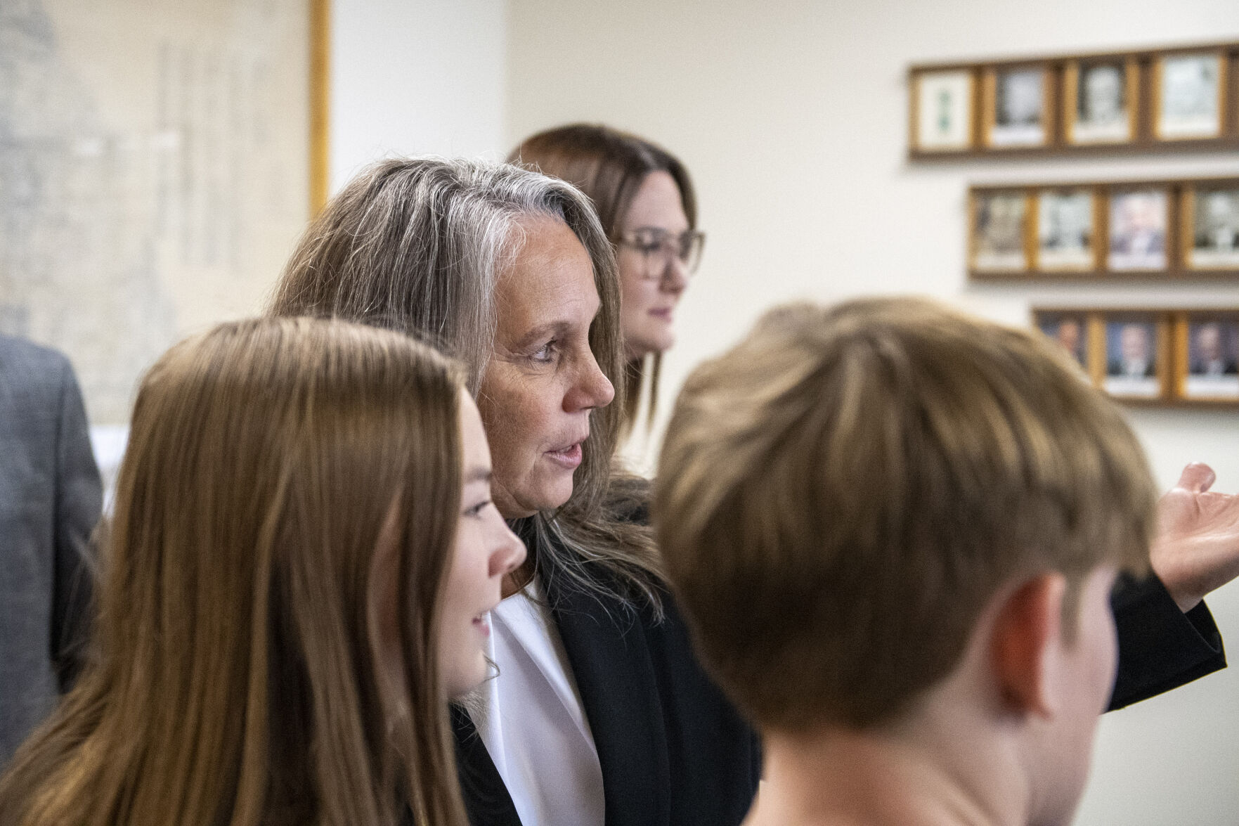 Hawkins is sworn in as Twin Falls County Commissioner