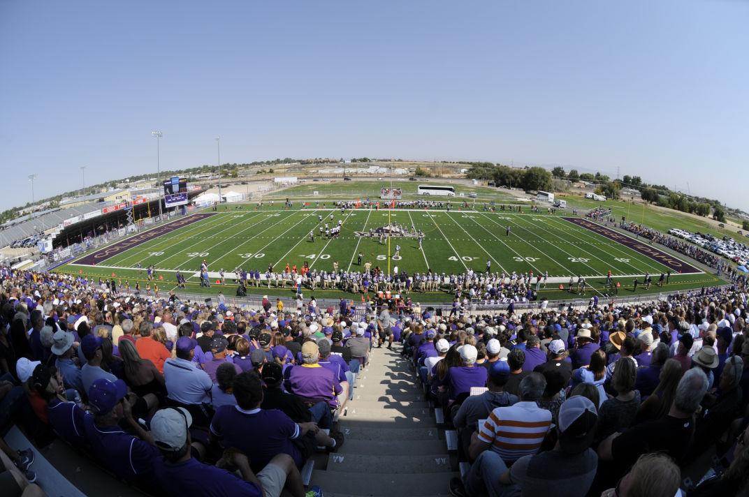 Yotes, Fans Revel in Football’s Return to Caldwell