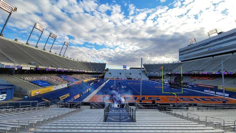 Final: Boise State football 42, Utah State 13