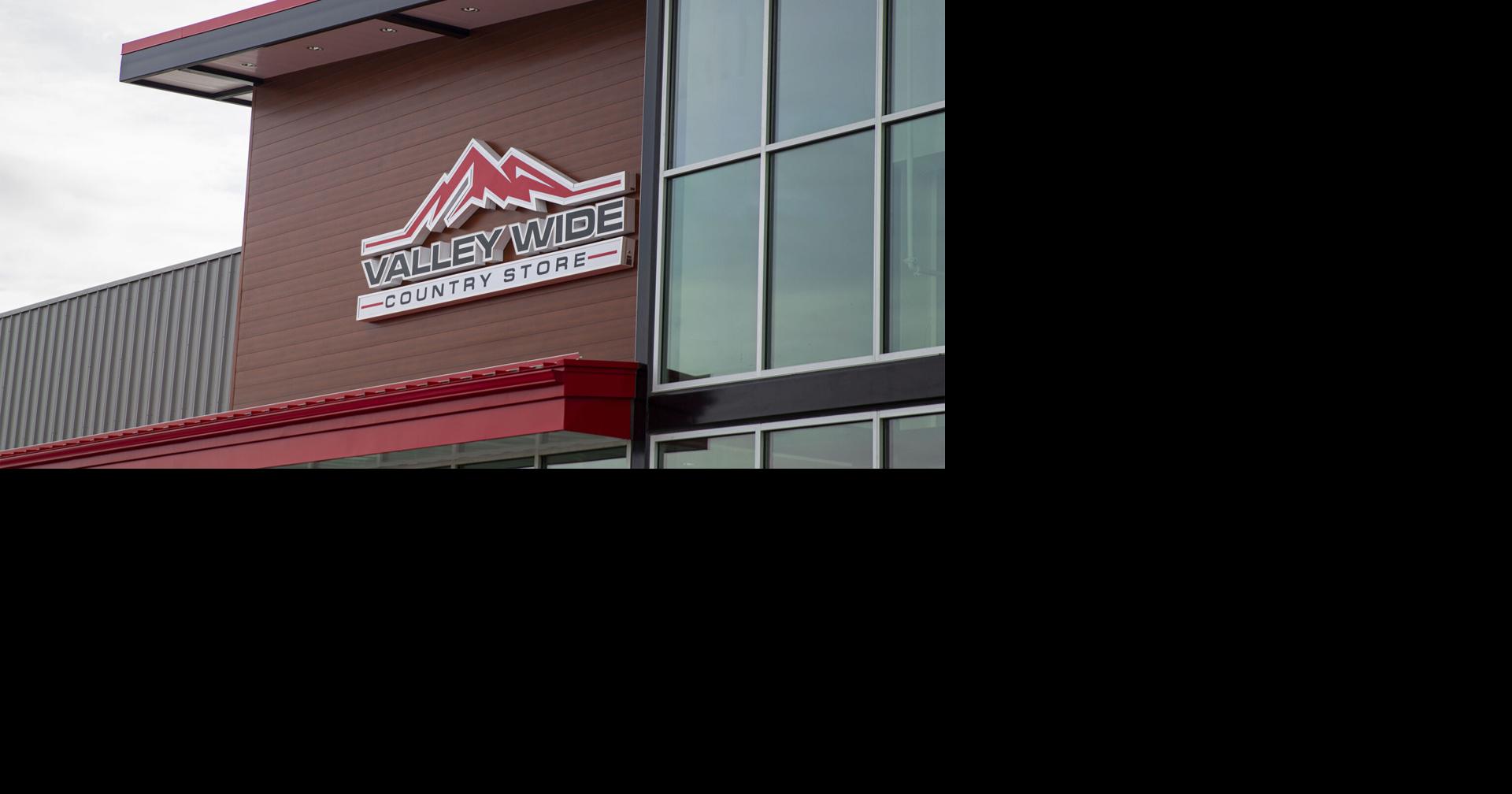 New location of Wendell Valley Wide Co-op opens