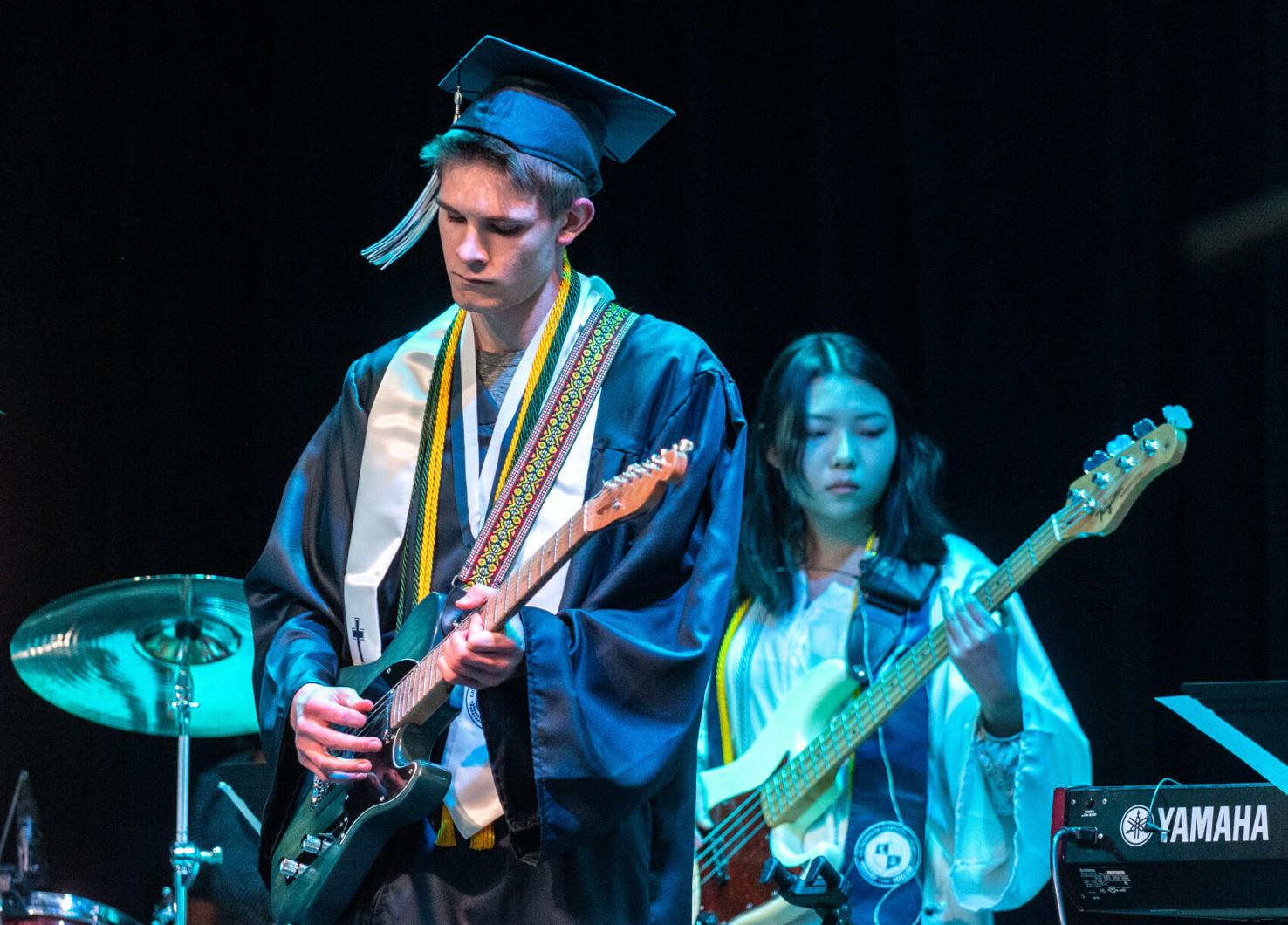 Lighthouse Christian seniors rejoice during graduation