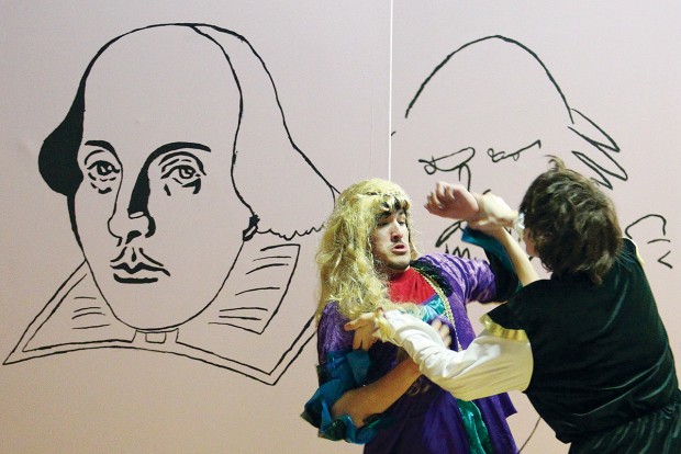 High-speed Shakespeare raises money for Jerome High auditorium