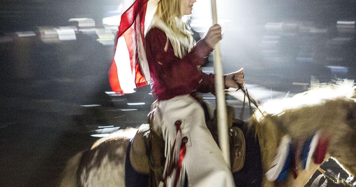 CSI Boxing Smoker draws spectators, fighters to the ring