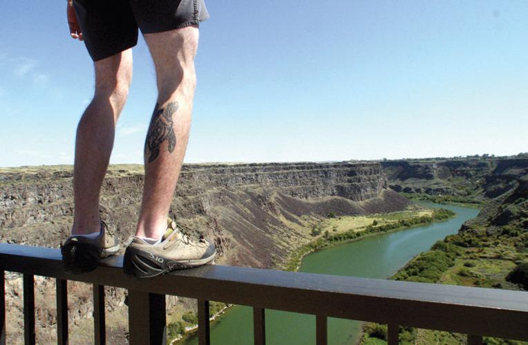 Crowds Flock to Watch BASE Jumpers at 9th Annual Perrine Bridge Festival