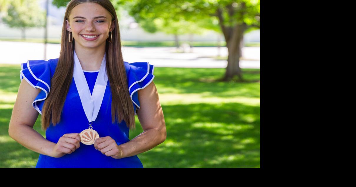 Student places in national Distinguished Young Women pageant