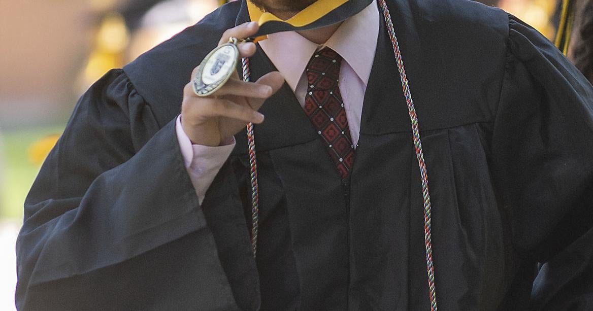 PHOTOS: CSI's 53rd Annual Commencement