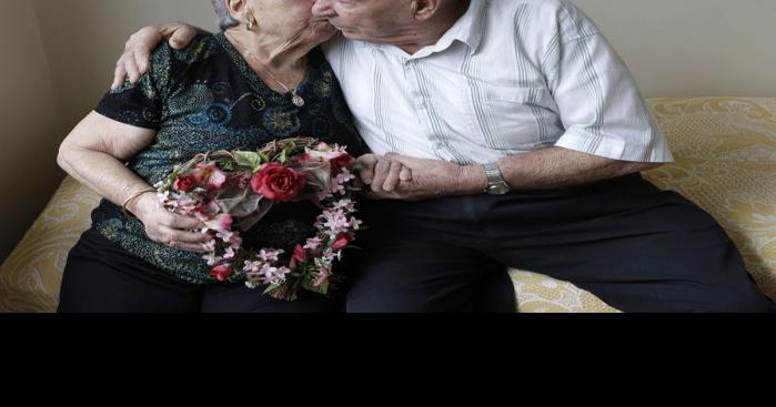 22 Non-cynical Valentine's Day Photos from Around the World