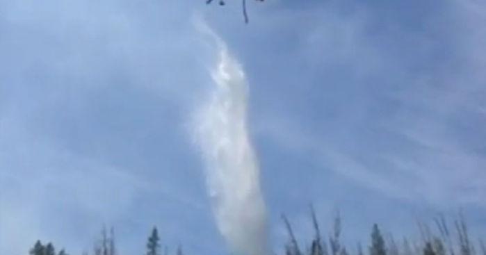 VIDEO: Watch Helicopter Battle Fire near Redfish Lake