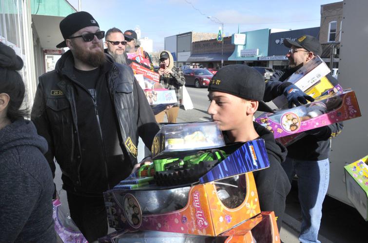 Brother Speed motorcycle club buys $31,000 in toys for Mini-Cassia kids