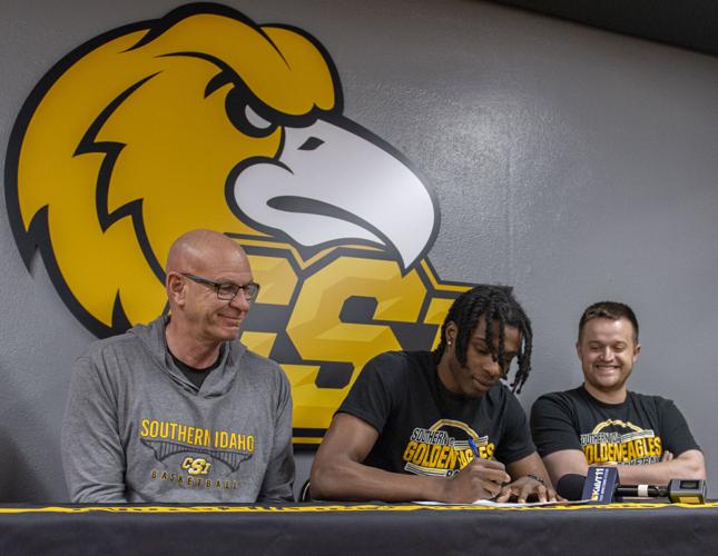 CSI's Asim Jones signs with Florida International