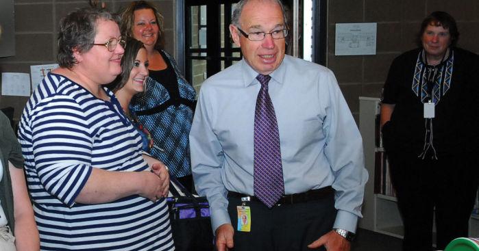 Heyburn Elementary School’s Principal Retires