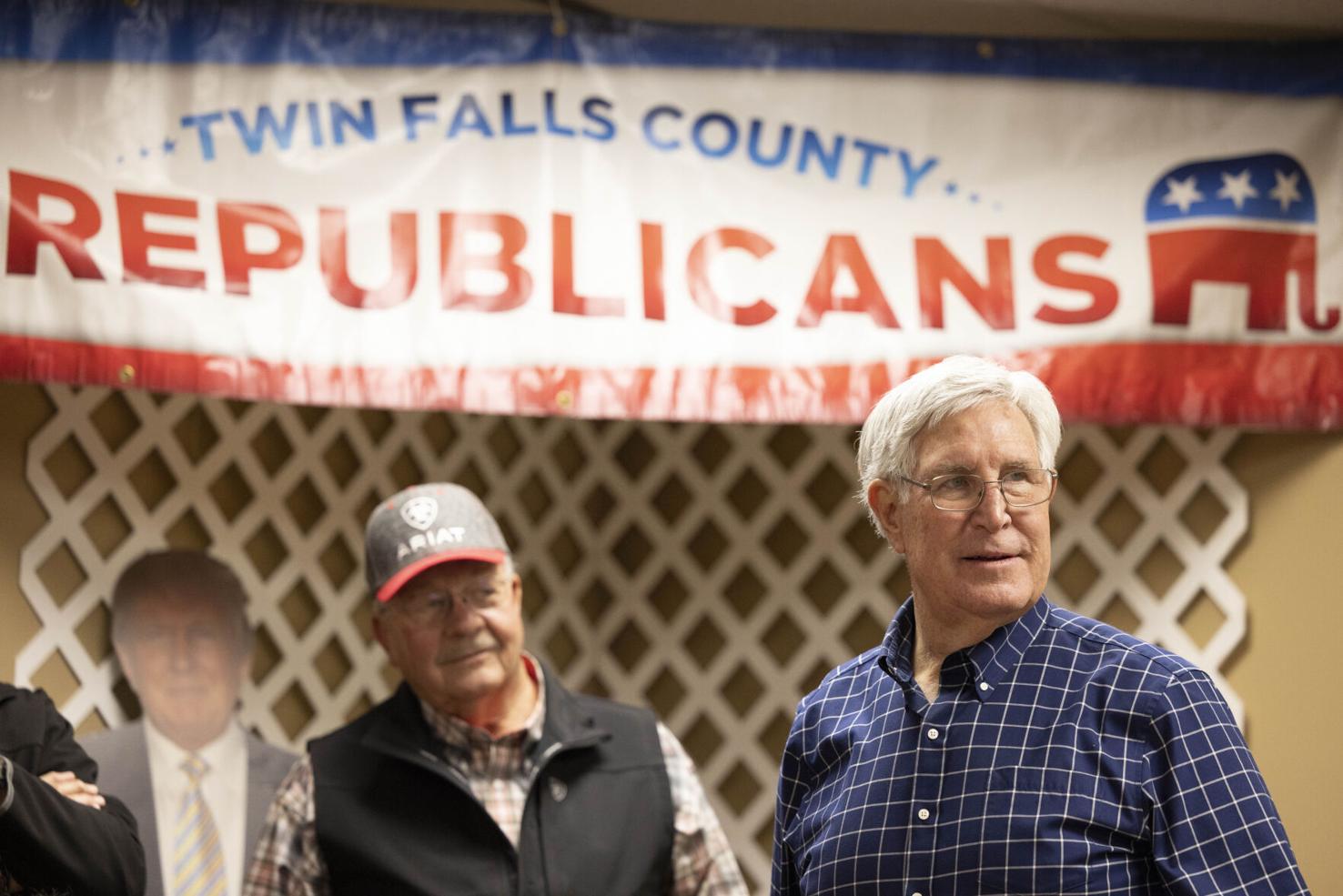 Committee meets with nominees to fill Clow vacancy