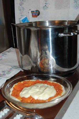 Kuchen Draws on German-Russian Settler Roots