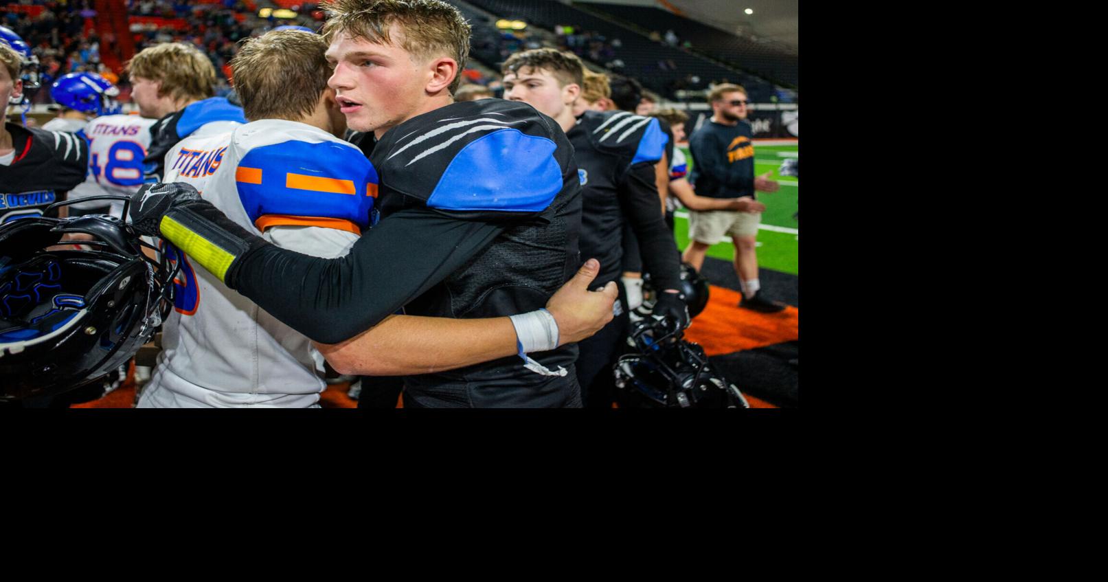 Perkins accounts for 10 TDs, leads Dietrich to title game