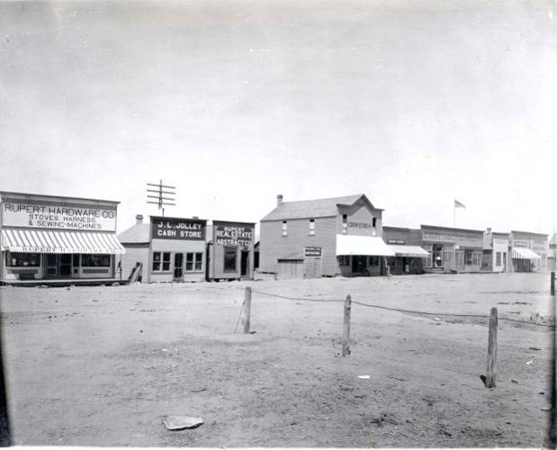 Public Spaces Bring Minidoka Community Together