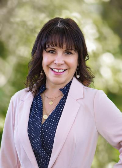 Jennifer Cutler promoted at D.L. Evans Bank