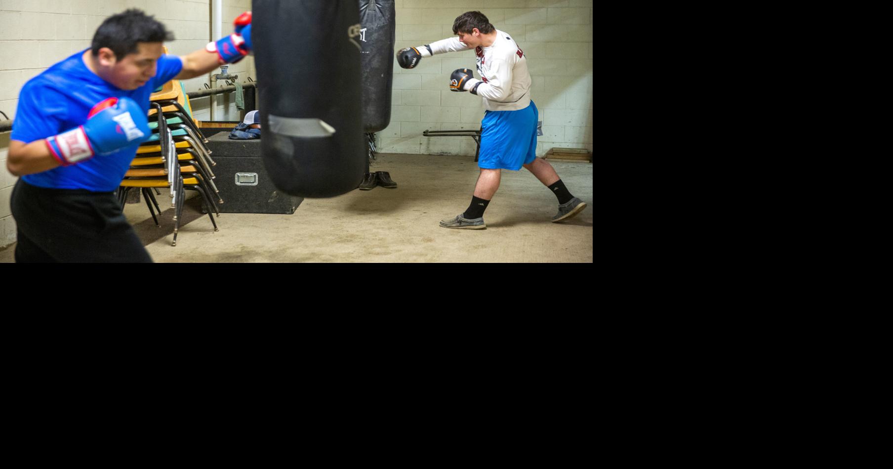 PHOTOS: Fighters prepare for Boxing Smoker