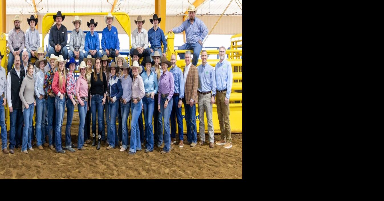 022424 Sanders rodeo wide.jpeg | | magnoliareporter.com