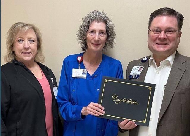 MRMC honors Amy Williamson for five years | Business | magnoliareporter.com