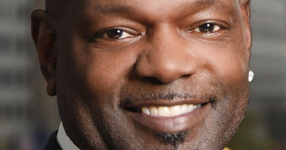 Emmit Smith will keynote Farmers Bank Distinguished Speaker Series at ...
