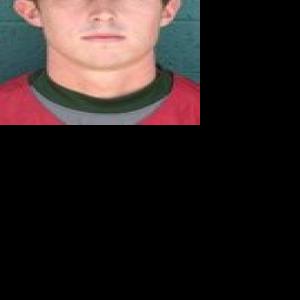 Hayden Simpson tagged with loss in relief | Sports | magnoliareporter.com
