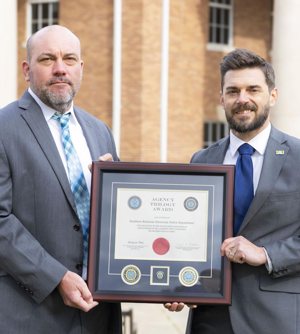 Southern Arkansas University Police Department earns FBI-LEEDA Trilogy ...