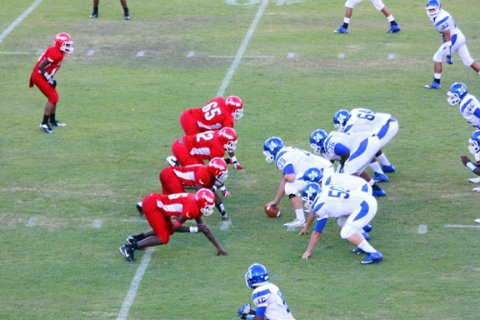 (With six photos) Magnolia Panthers win first football game since 2011 ...