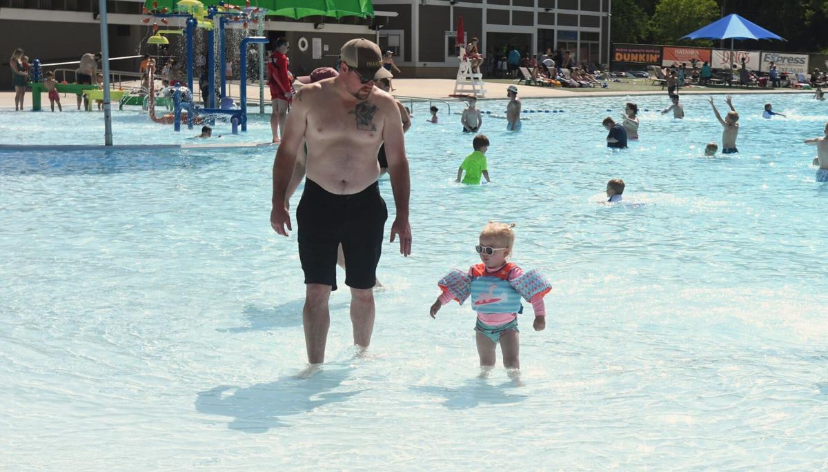 North Mankato pool makes big splash as regular hours begin | Local News ...