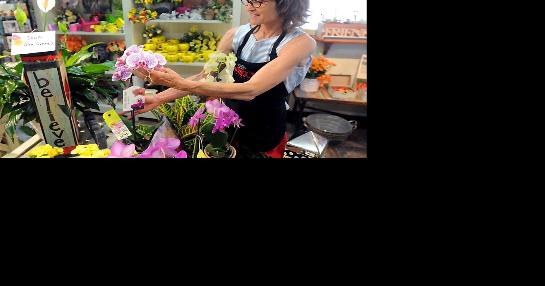 St. Peter flower shop making final arrangements | Local News ...