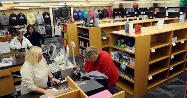 New cafe and bookstore open at SCC | Local News | mankatofreepress.com