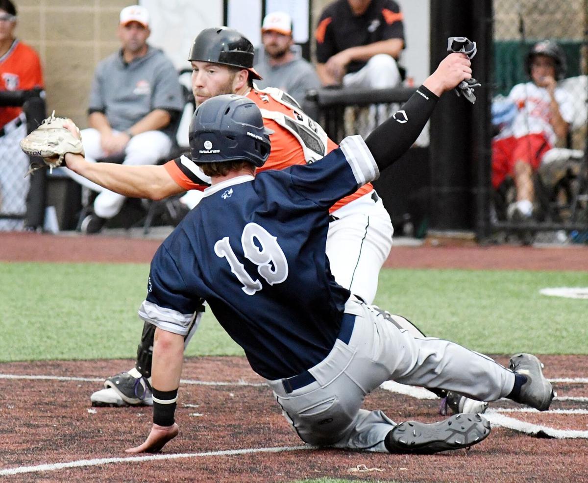 MoonDogs restore homefield advantage in easy win | Local Sports ...