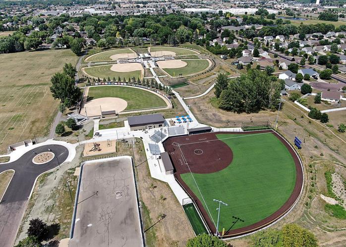 New youth softball complex a hit | Local News | mankatofreepress.com