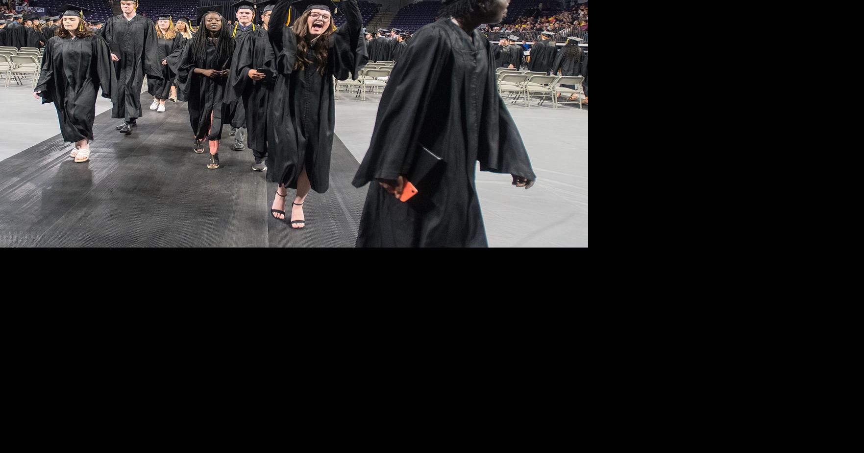 East Commencement Main | Local News | mankatofreepress.com