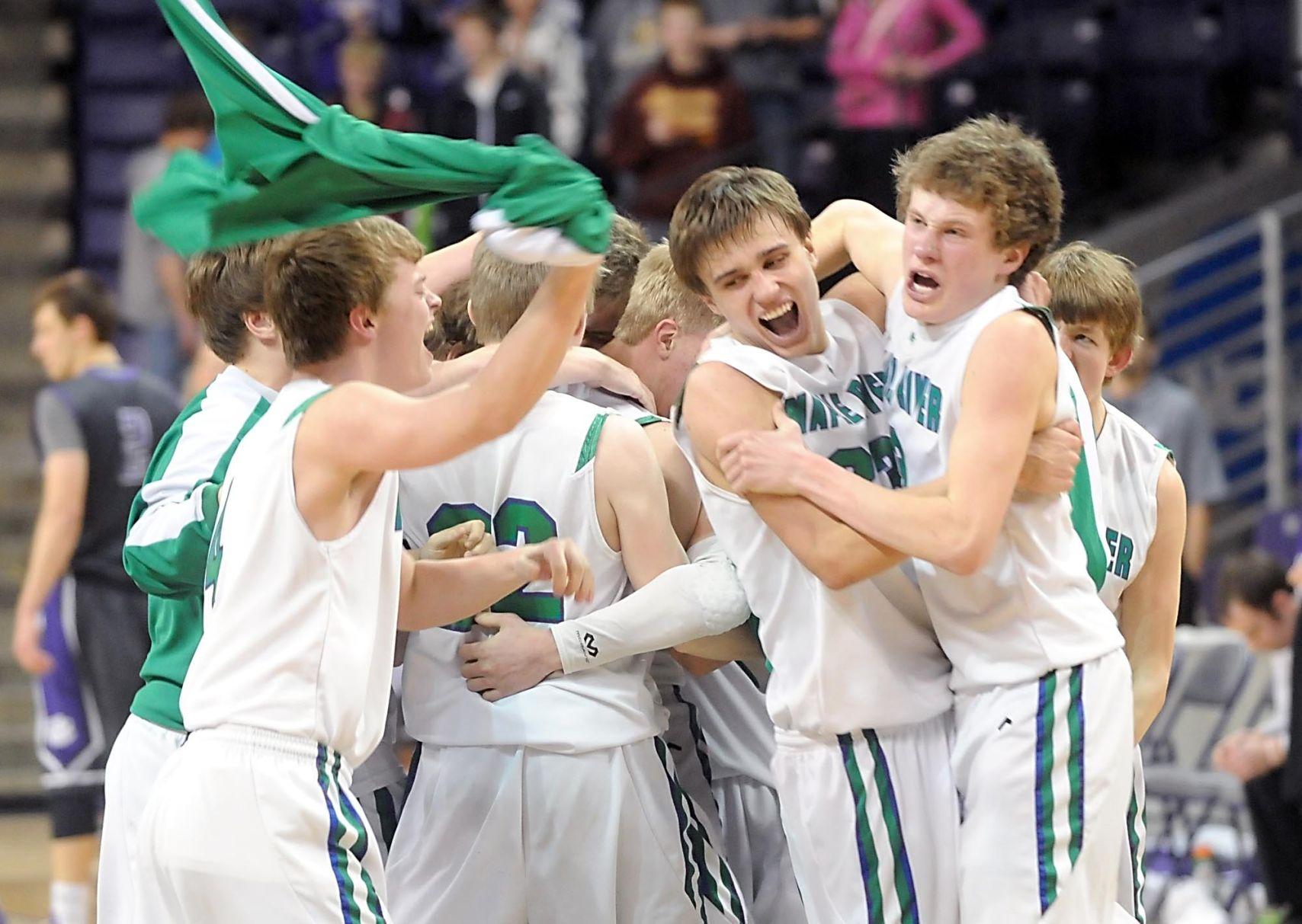 Maple River survives at FT line for section title | Sports ...