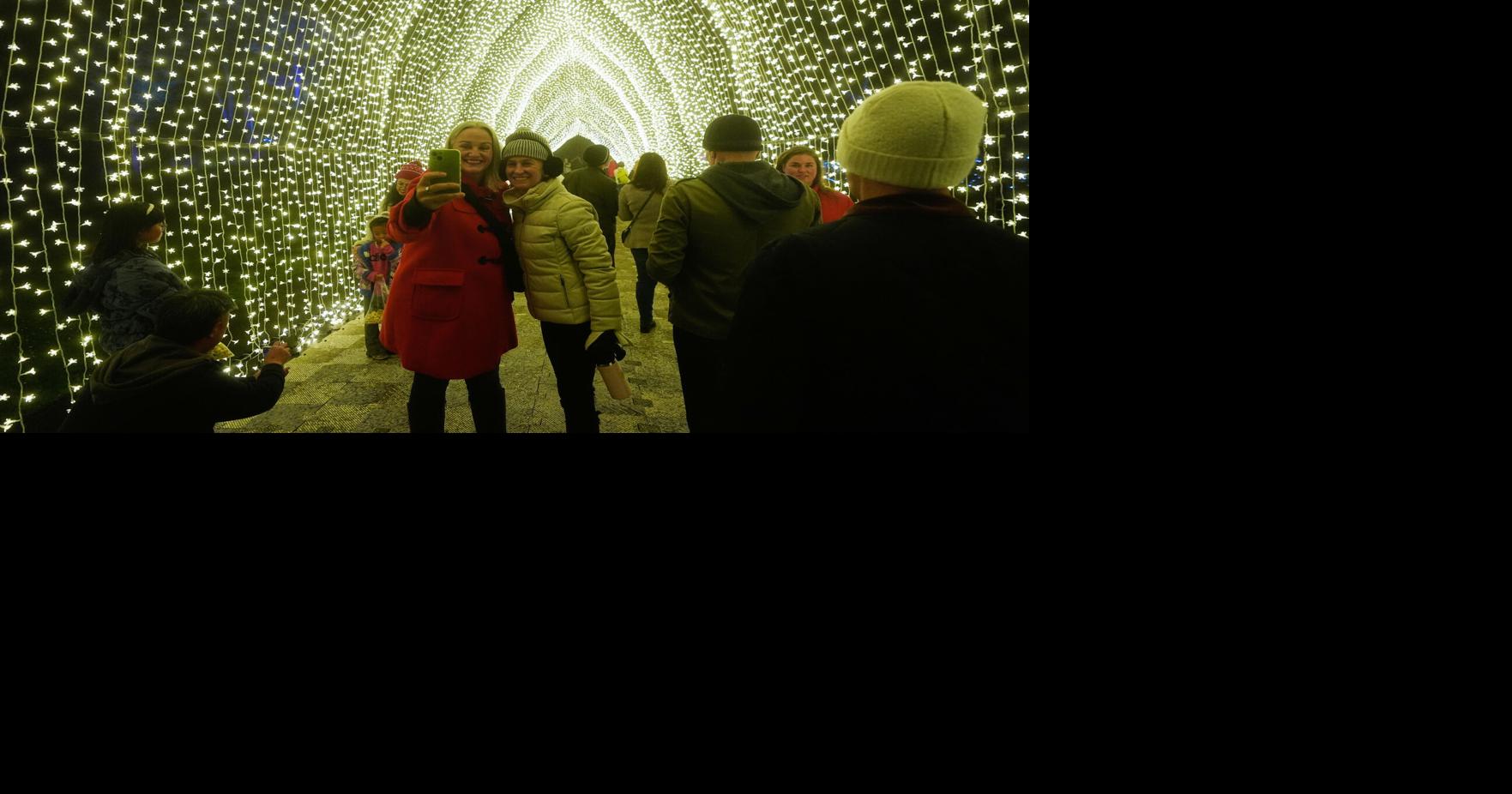 Golden Gate Park's dazzling holiday light display brings joy to the ...