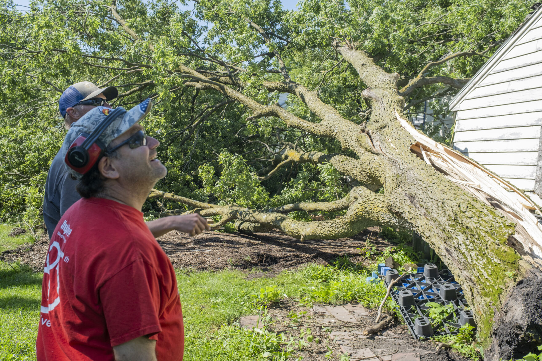 UPDATE: Tornado sightings confirmed near Janesville, Amboy, St. James ...