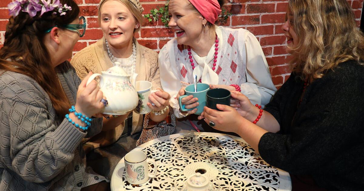 Play uses disjointed storytelling to convey straightforward message ...