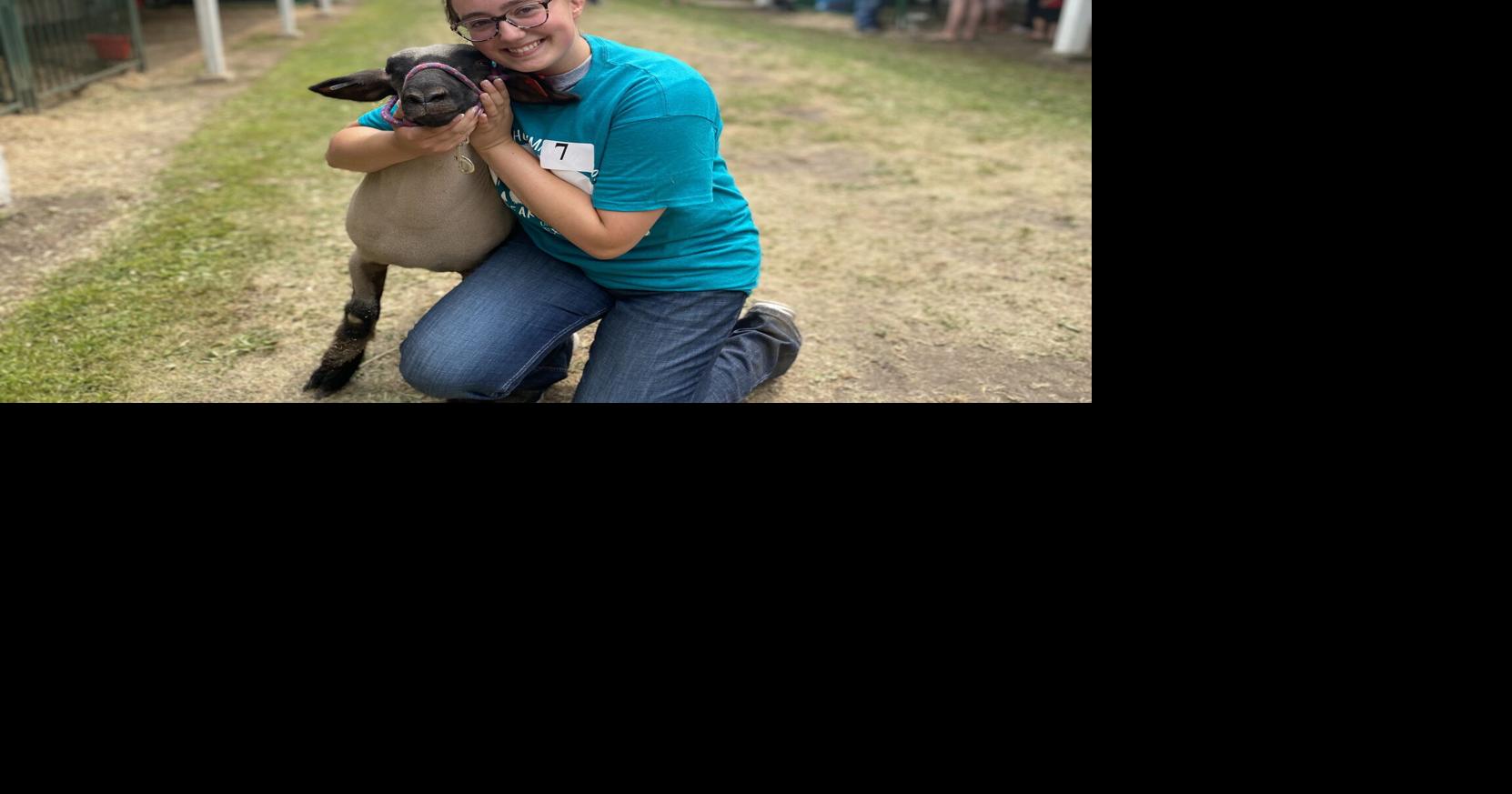 4-H and fair friends: Victoria Fleming's busy July hits fairs ...